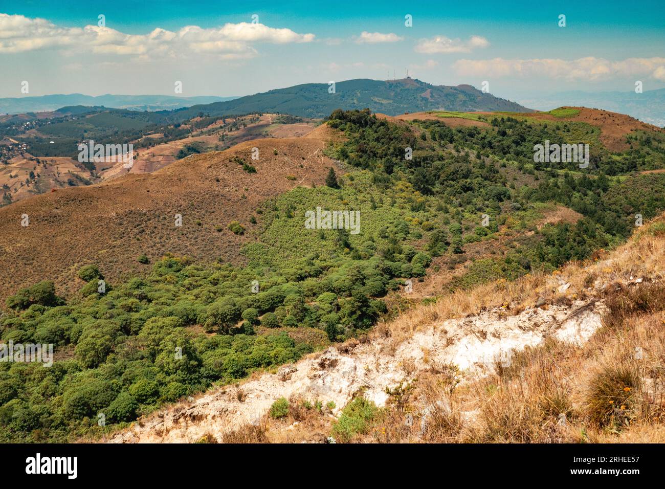 Scenic view of loreza peak in Mbeya Paek seen from Mbeya Peak, Tanzania ...