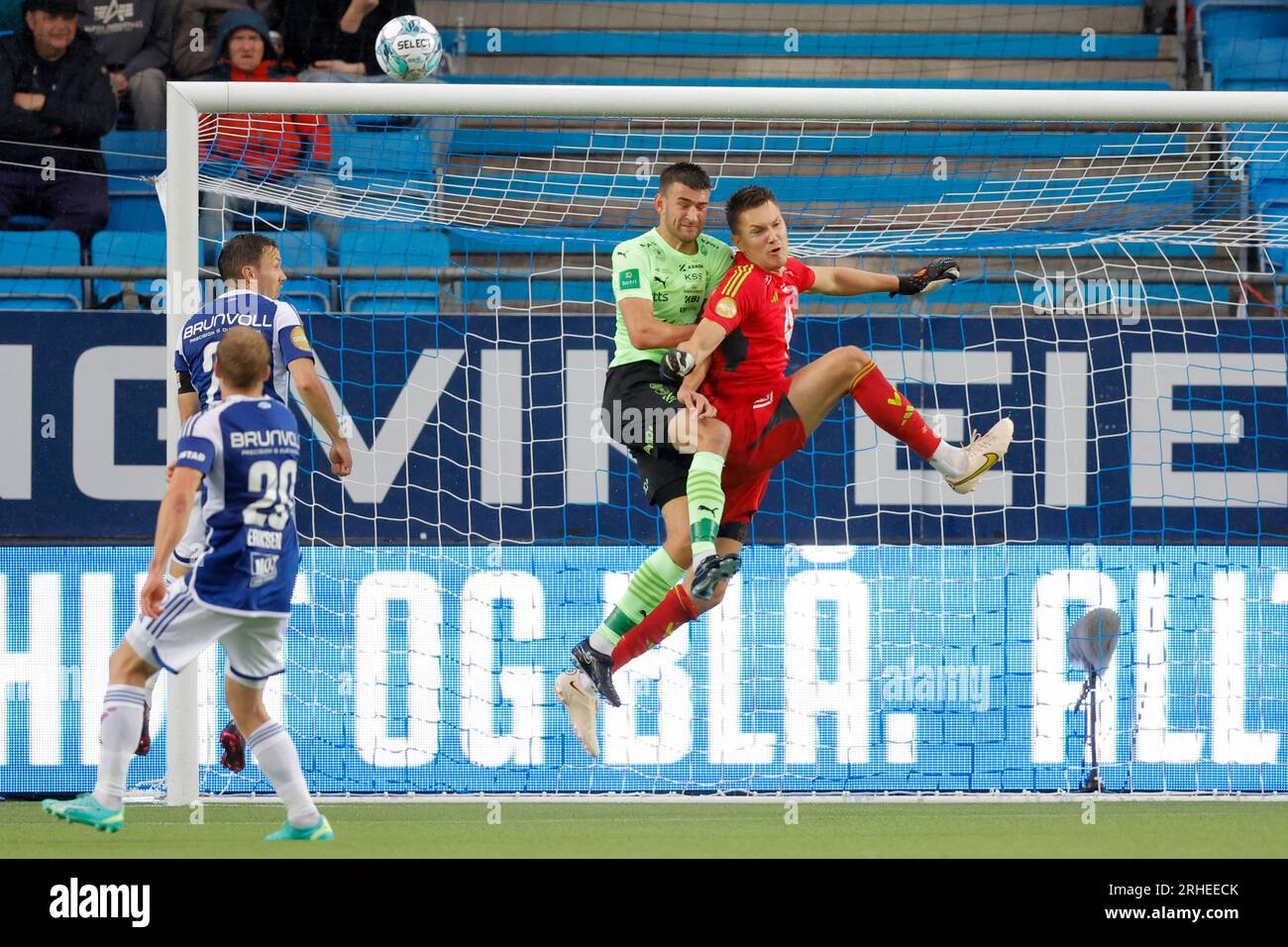 Molde 20230815.Klaksvik's Jákup Andreasen in a duel with Molde's ...