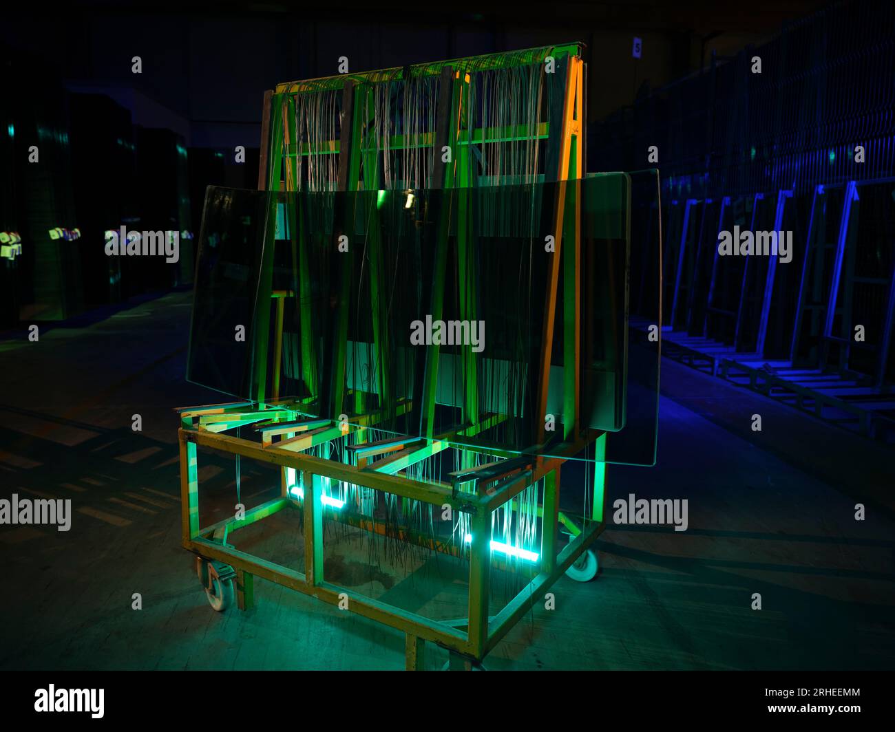 isolated glass panel. bus windshield Factory for windows and car ...