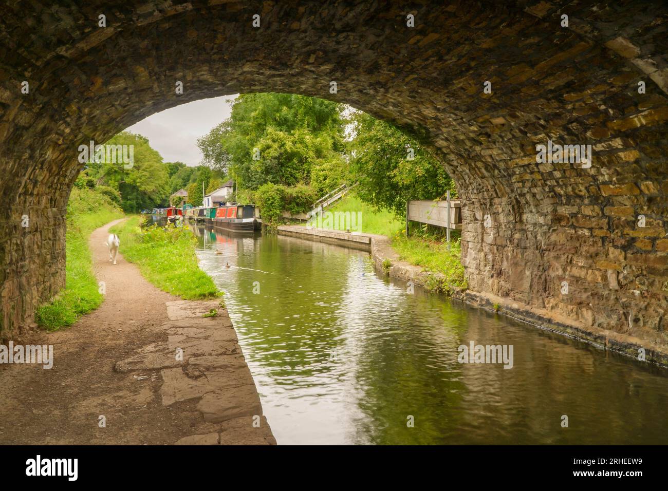 Bridge spanning the Monmouthshire and Brecon Canal at Govilon Powys ...