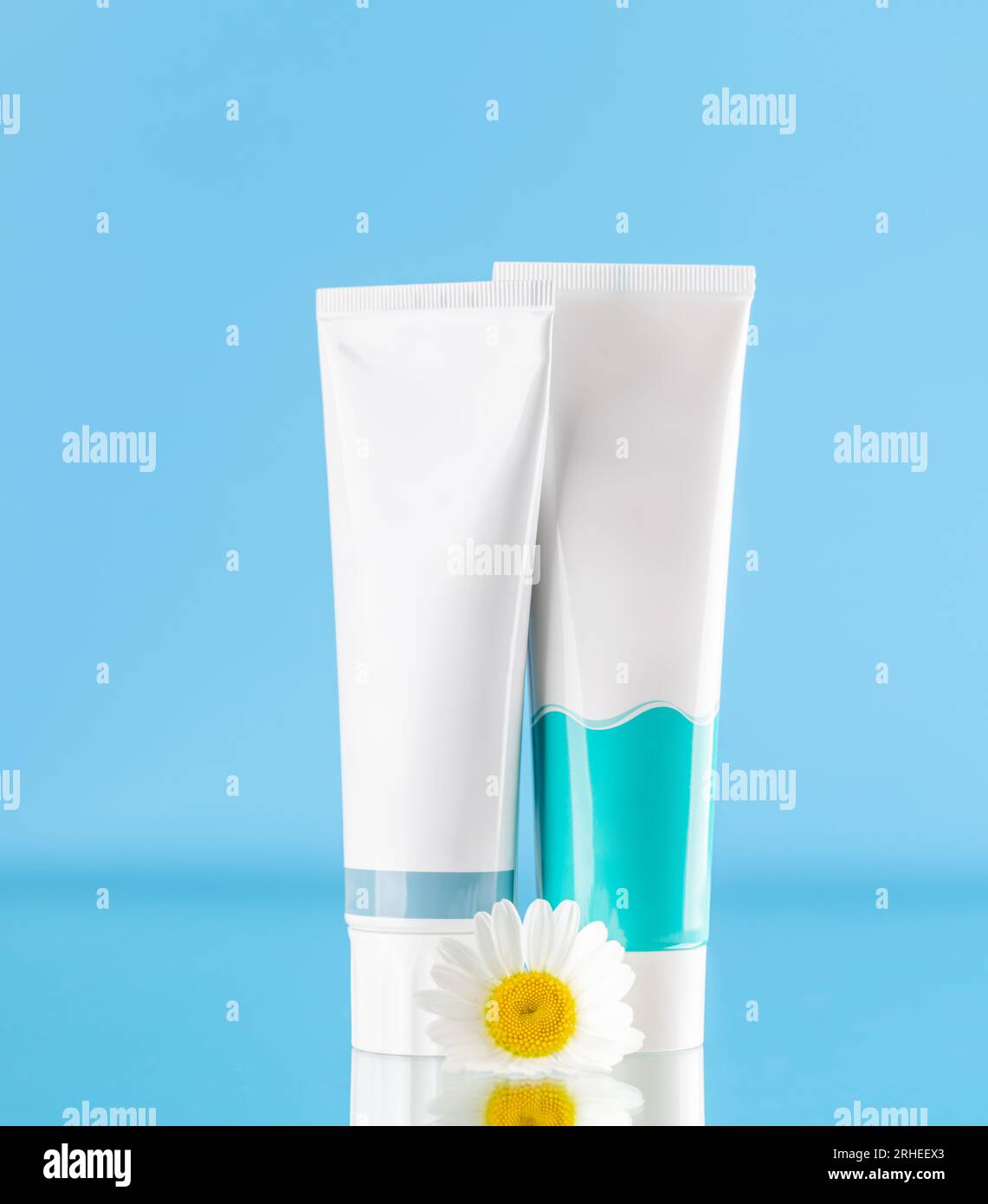 Toothpaste tubes hi-res stock photography and images - Alamy