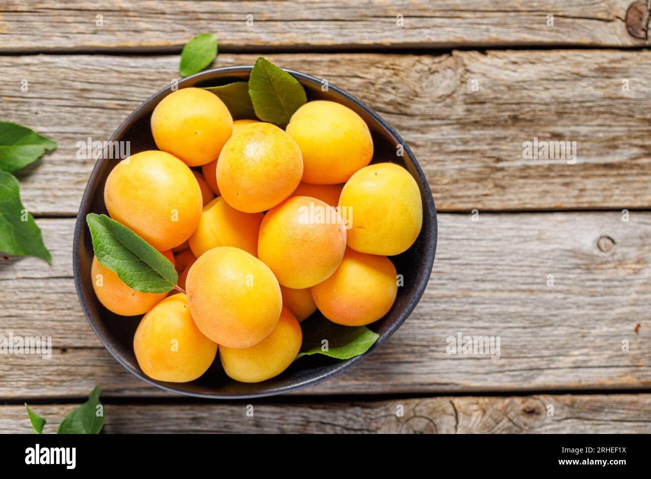 Vibrant yellow plums showcasing hi-res stock photography and images - Alamy