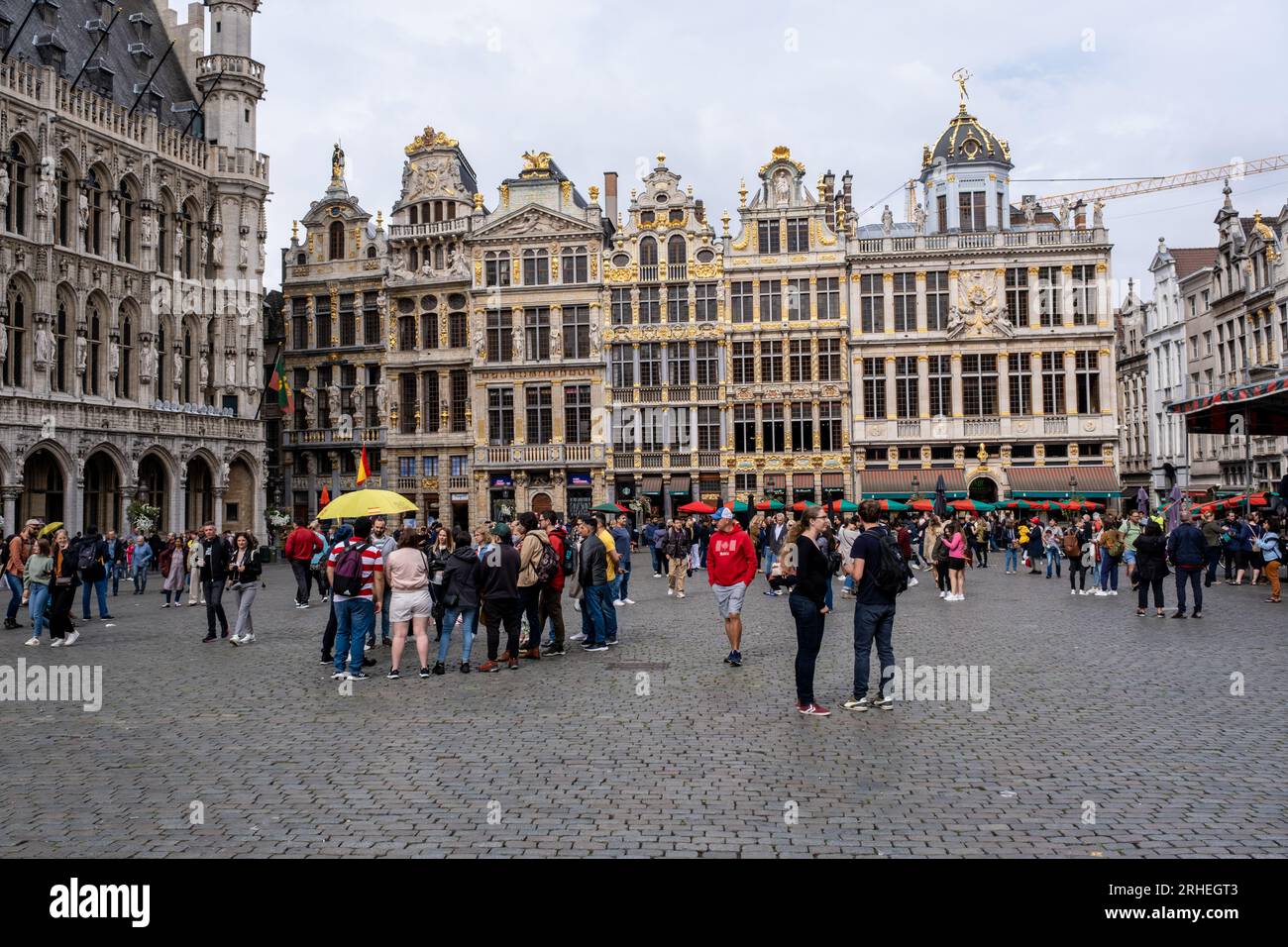 Brussels, Belgium - 10 September 2022: Crowd of people on Grand Place ...