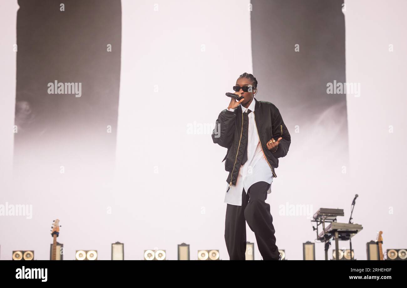 Little simz no thank you hi-res stock photography and images - Alamy