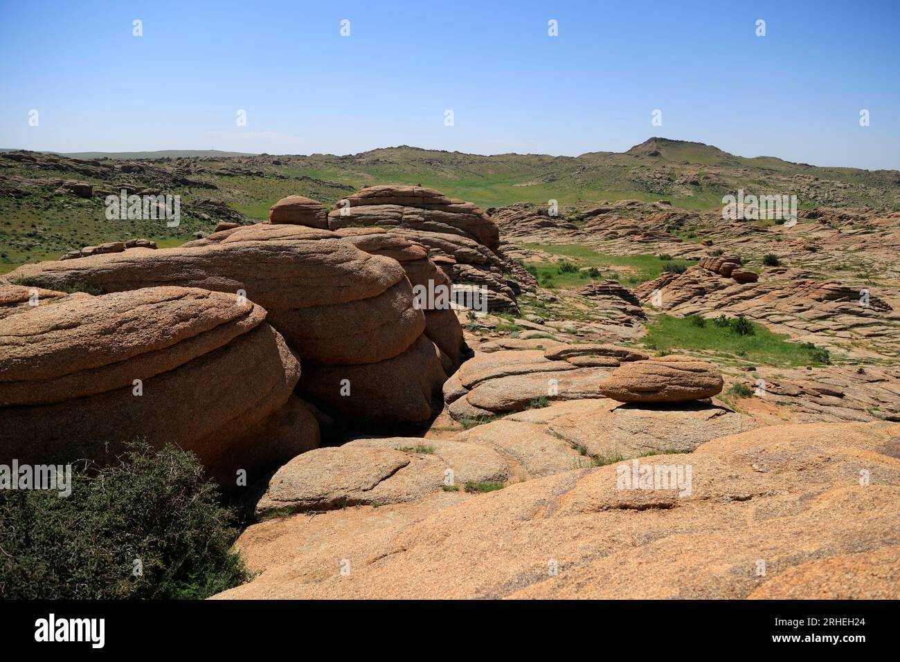 Baga Gazriin Chuluu rock formations, Mongolia Stock Photo - Alamy