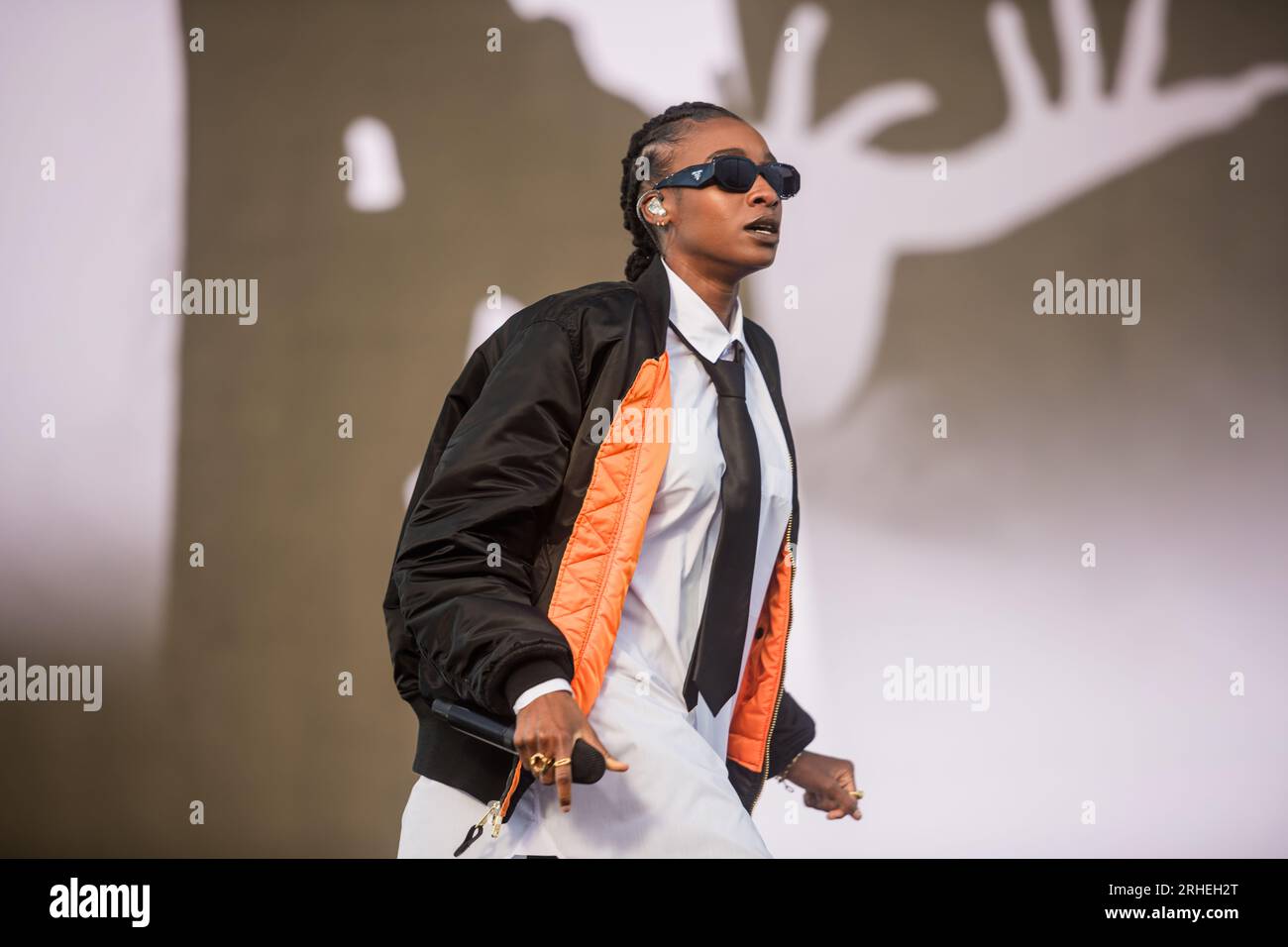 Little simz no thank you hi-res stock photography and images - Alamy