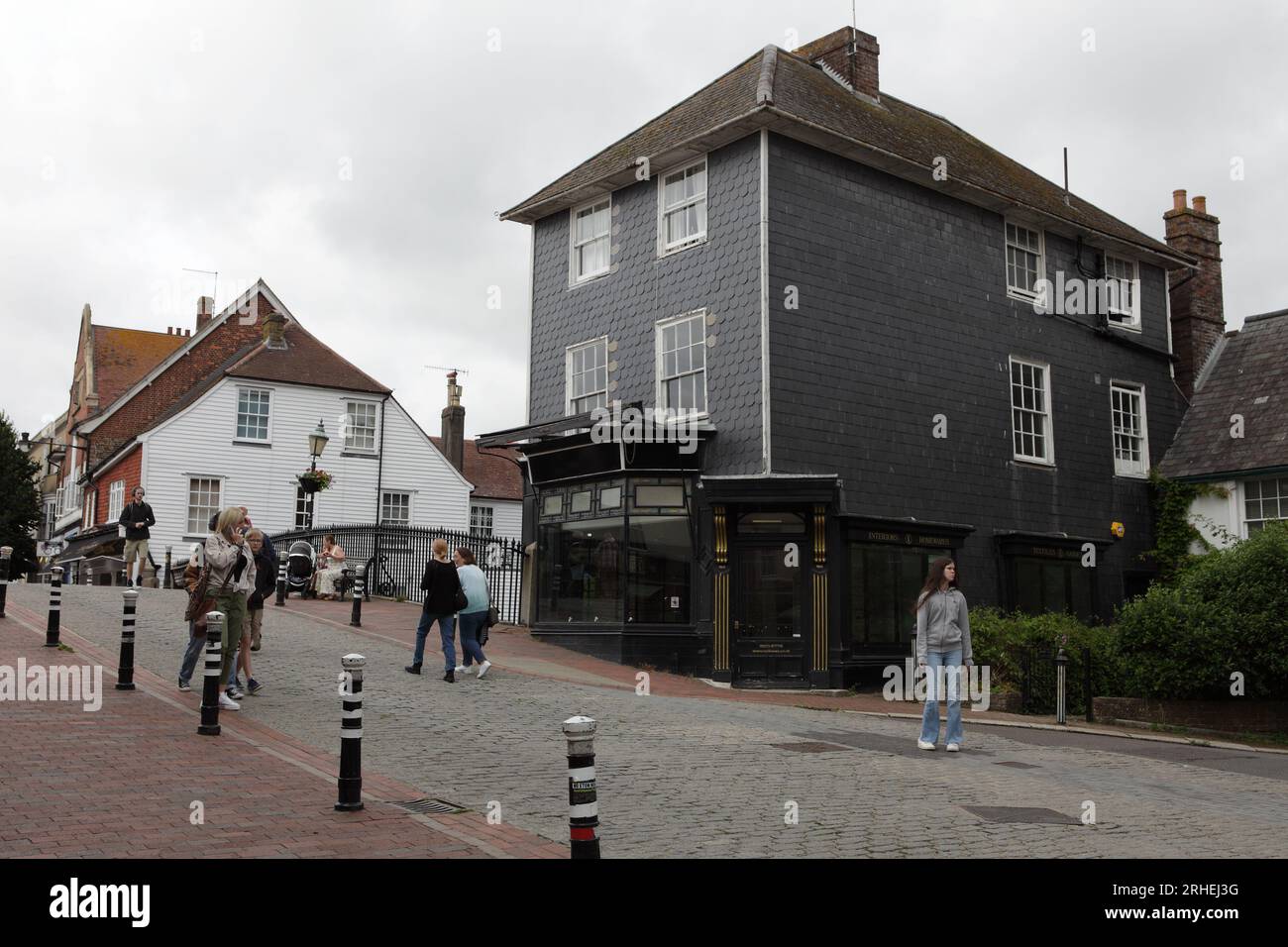 The cobblestone bridge just beyond Cliffe High Street in Lewes Stock ...