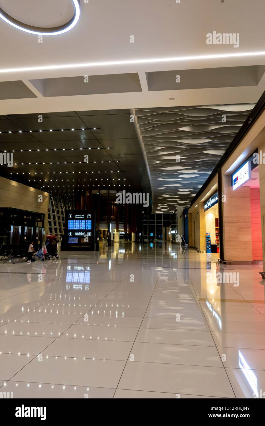 Airport interior design hi-res stock photography and images - Alamy