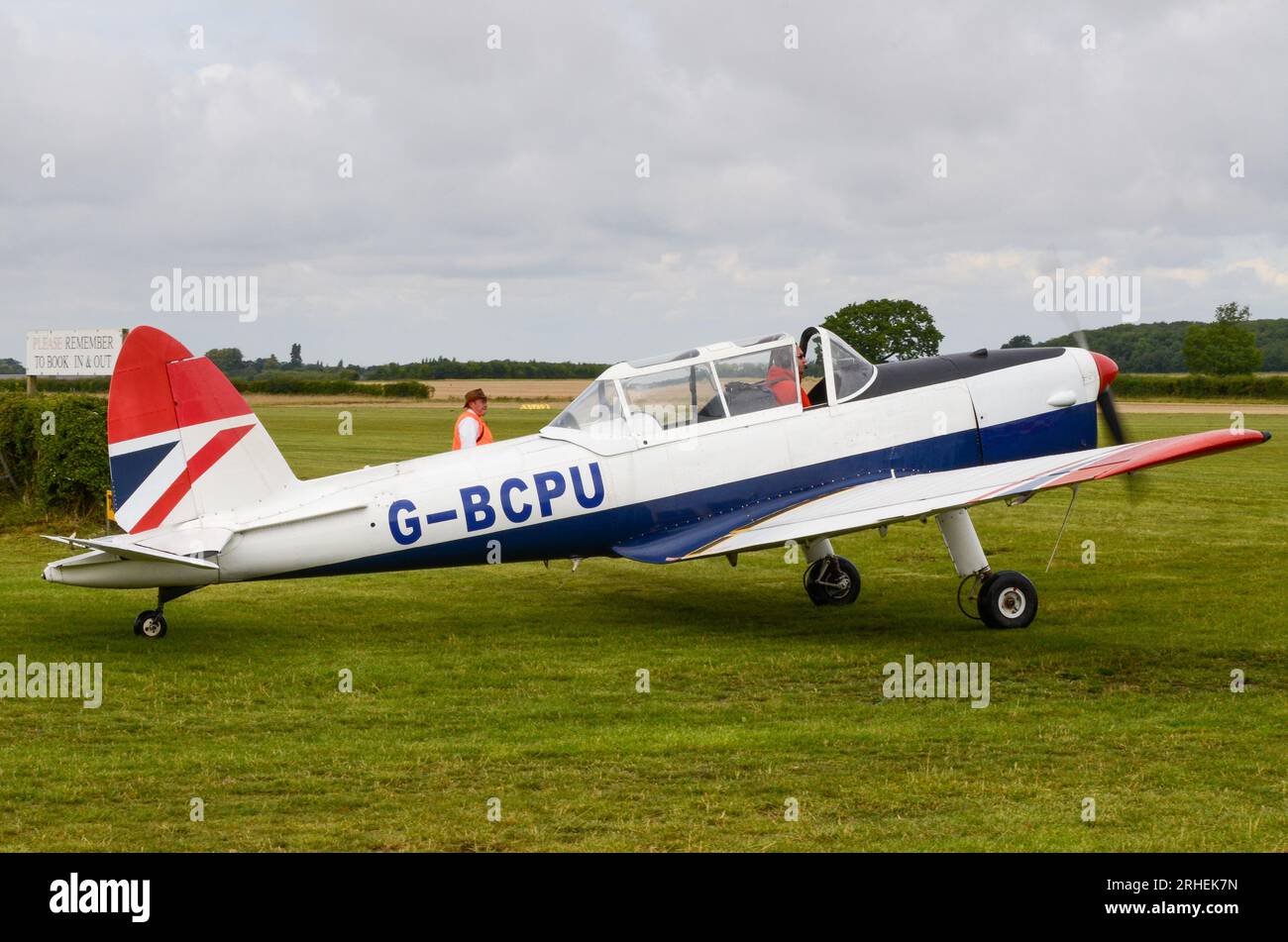de Havilland Canada DHC1 Chipmunk in classic British Airways airline ...