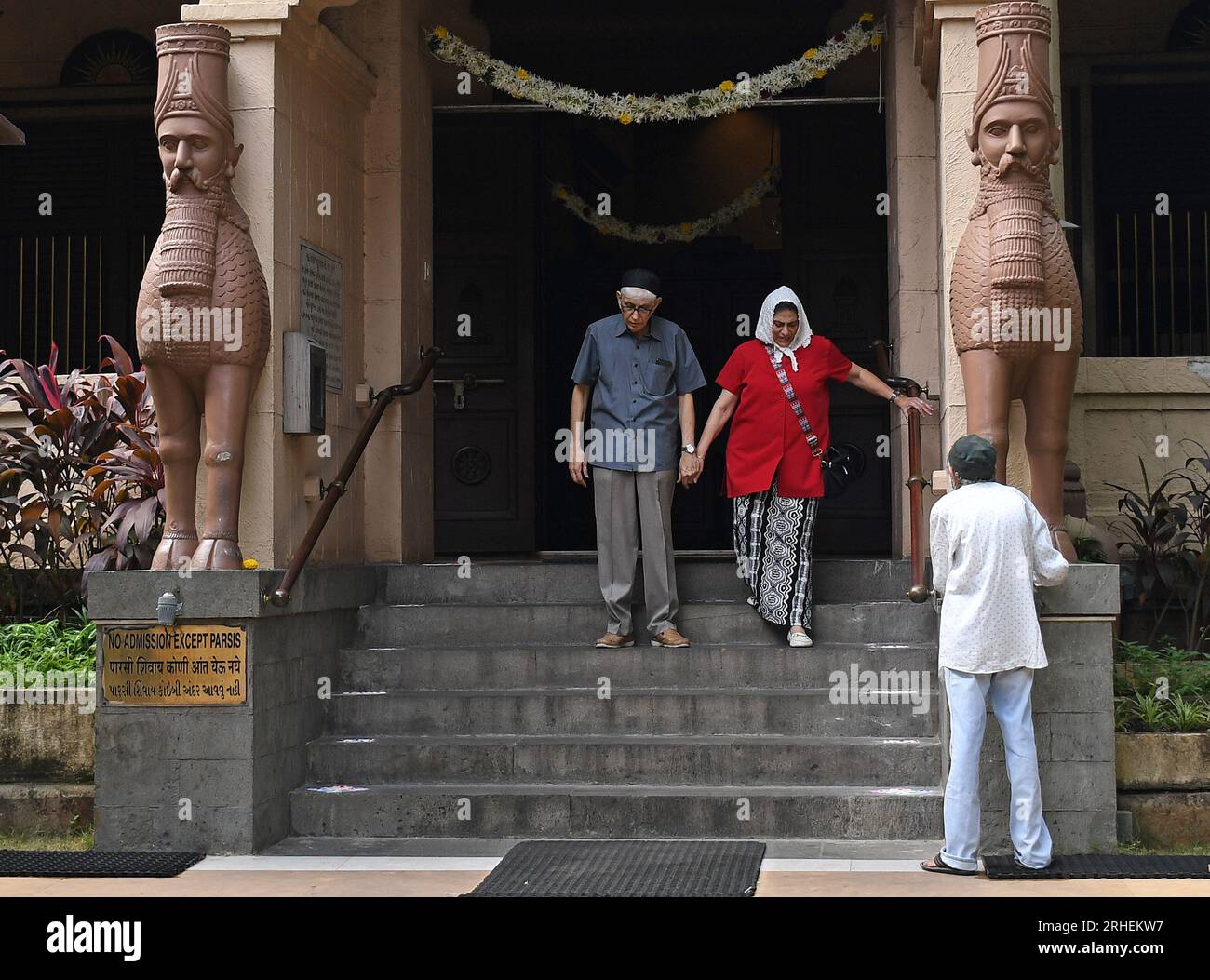 Mumbai, India. 16th Aug, 2023. People from Parsi community come out of ...