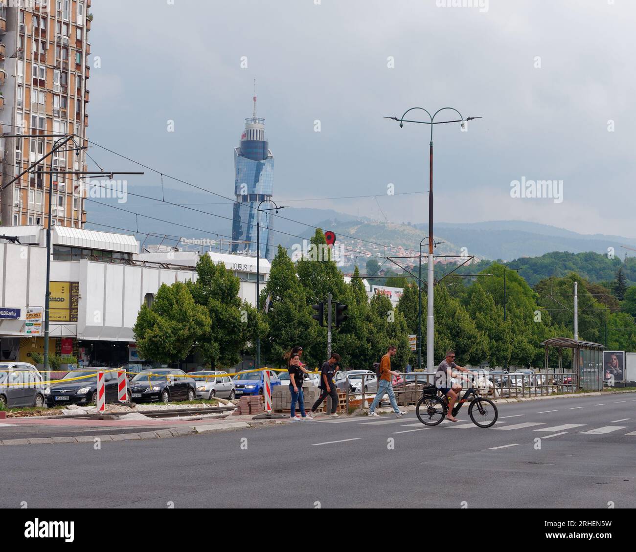 16 storey structure hi-res stock photography and images - Alamy