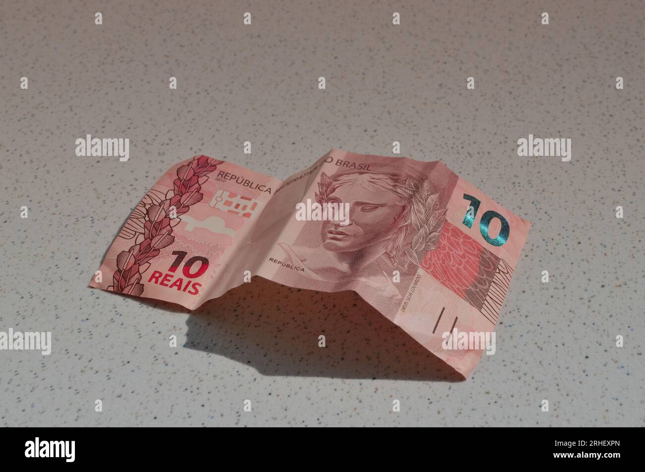 Detail of the 10 reais do Brasil banknote, a Brazilian currency ...