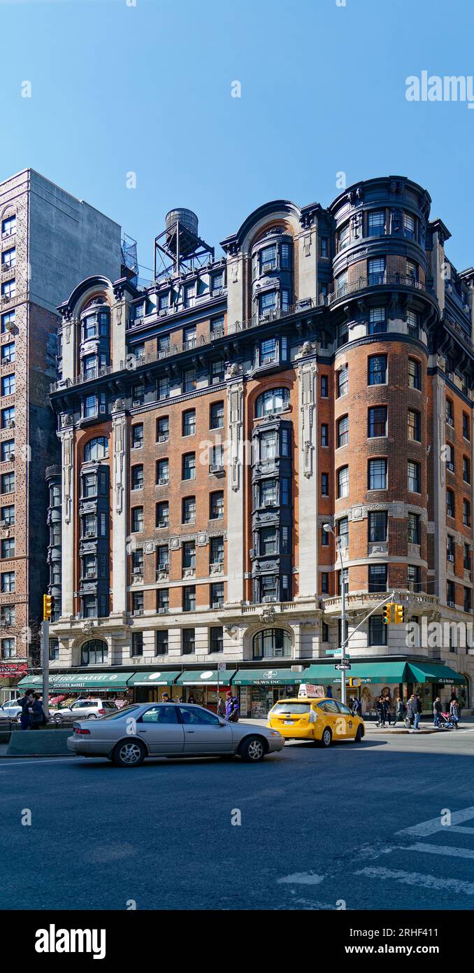 Belleclaire, an Emery Roth-designed residential hotel on Manhattan’s ...