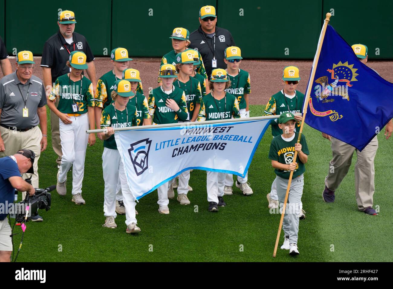 The Midwest Region champion Little League team from Fargo, North Dakota ...