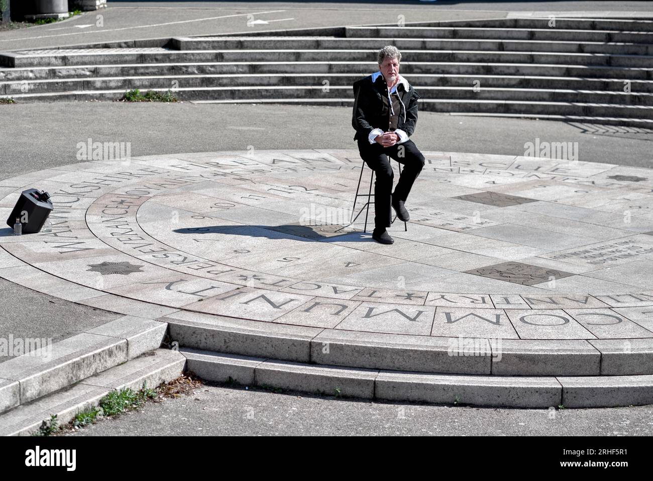 Actor outdoors in Tudor costume reciting Shakespeare plays and sonnets ...