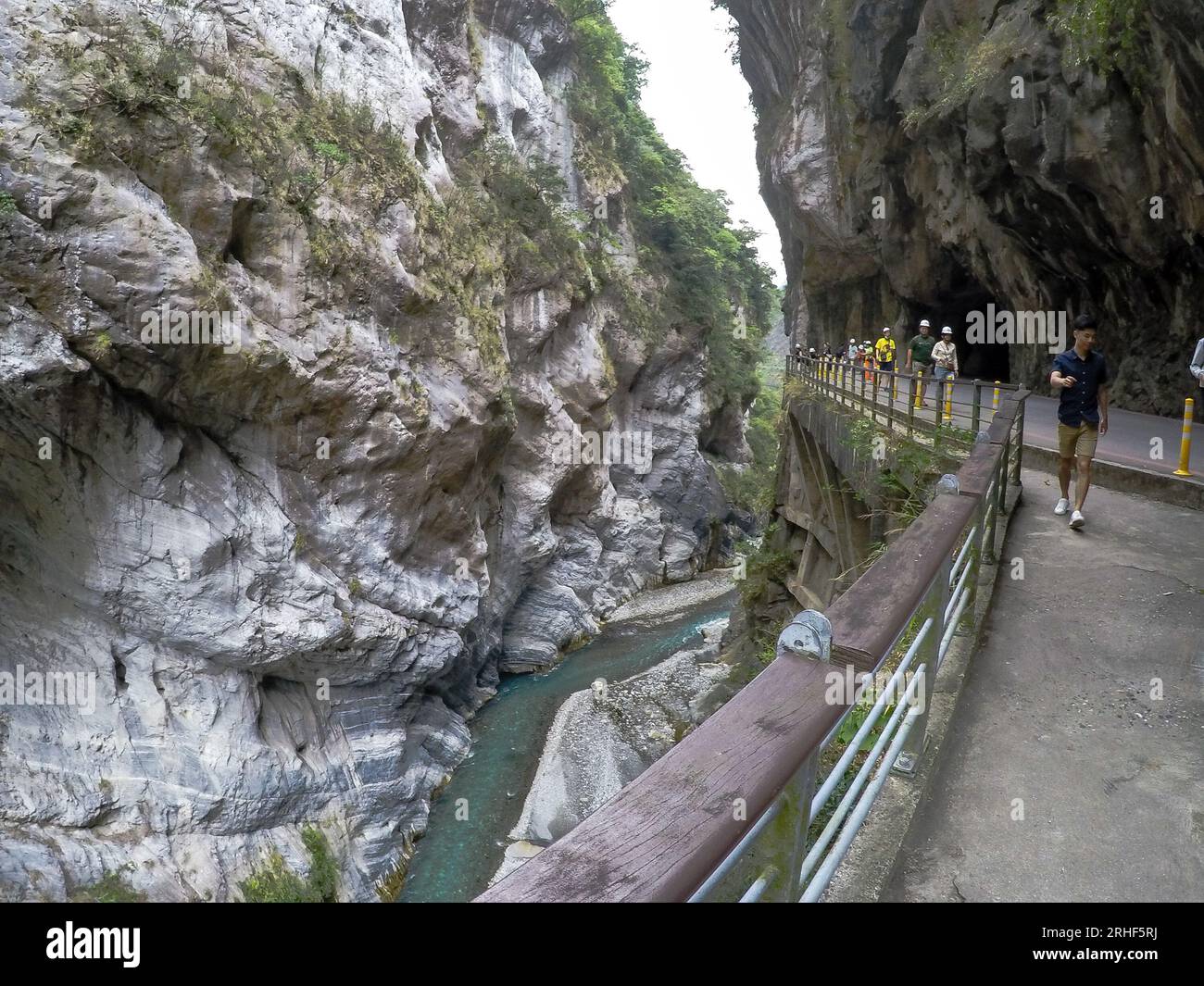 Tourists visiting Taroko Gorge National Park, the most stunning view of ...