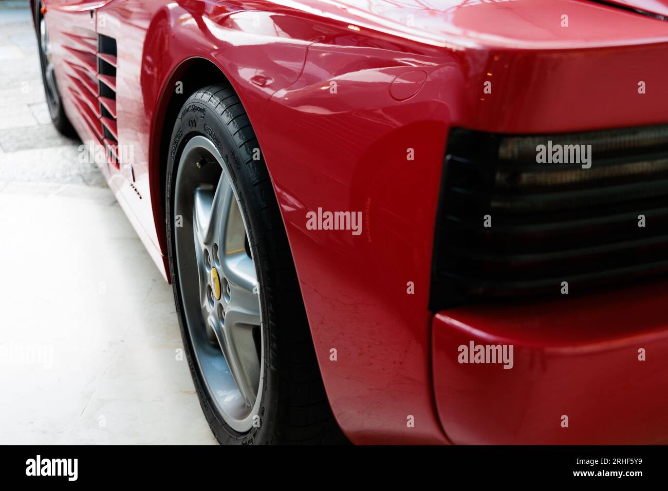 Ferrari Testarossa detail Stock Photo - Alamy