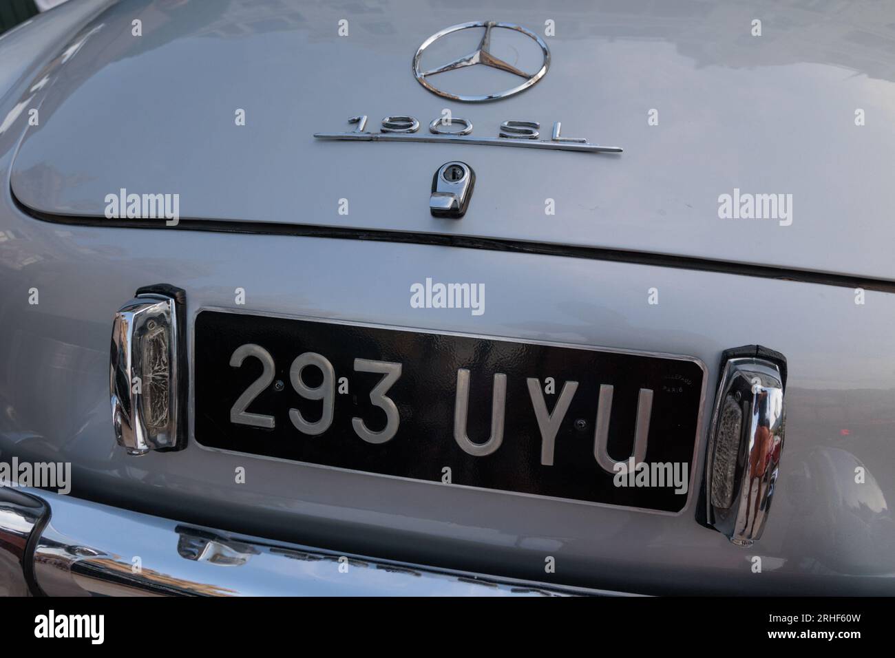 Classic mercedes 190 sl hi-res stock photography and images - Alamy