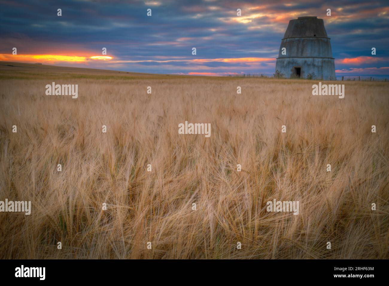 doocot at findlater castle sandend aberdeenshire scotland Stock Photo ...