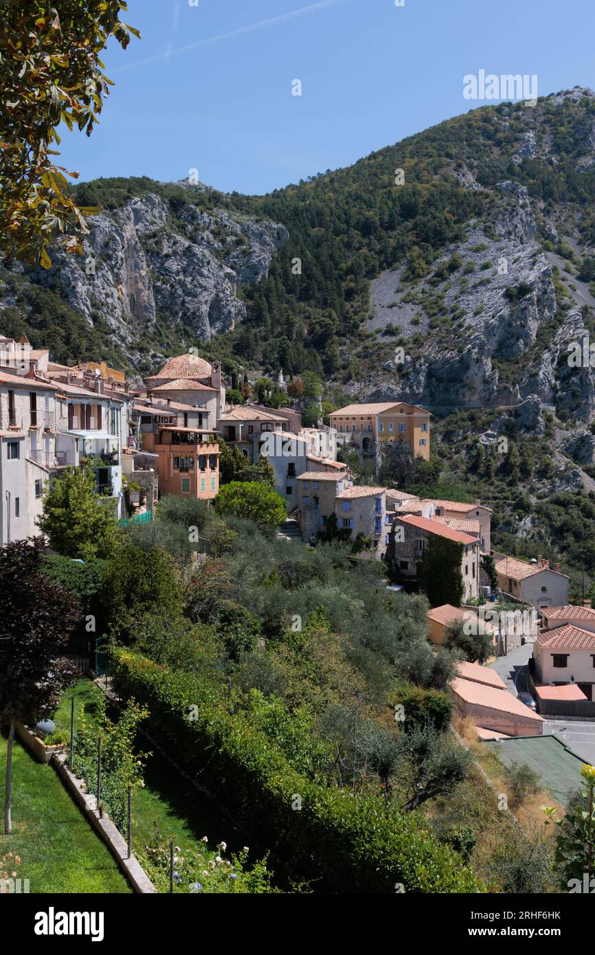 Medieval mountain top village of Peillon, France Stock Photo - Alamy