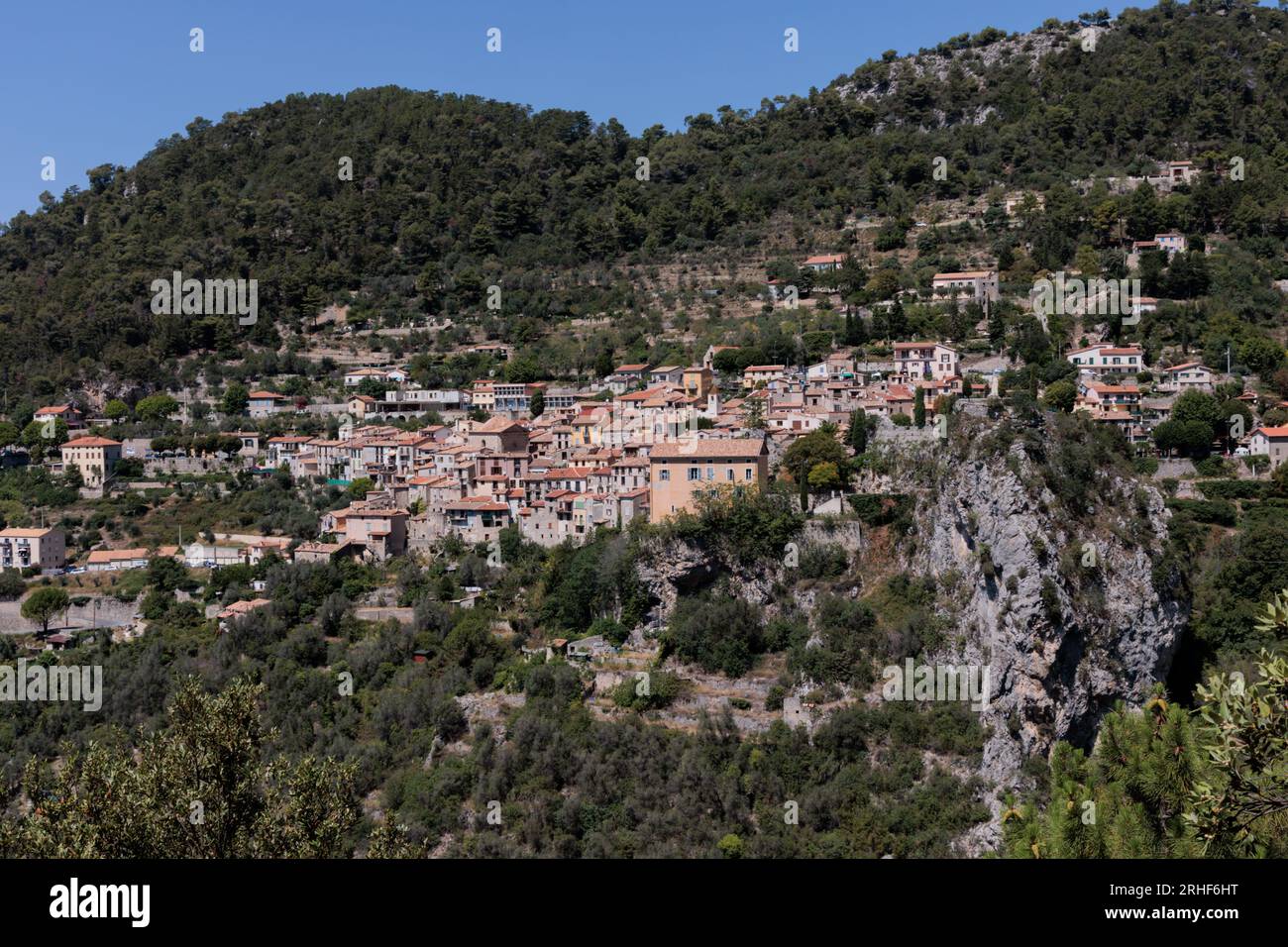 Medieval mountain top village of Peillon, France Stock Photo - Alamy
