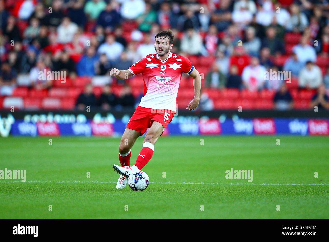 Peterborough united barnsley hi-res stock photography and images - Alamy