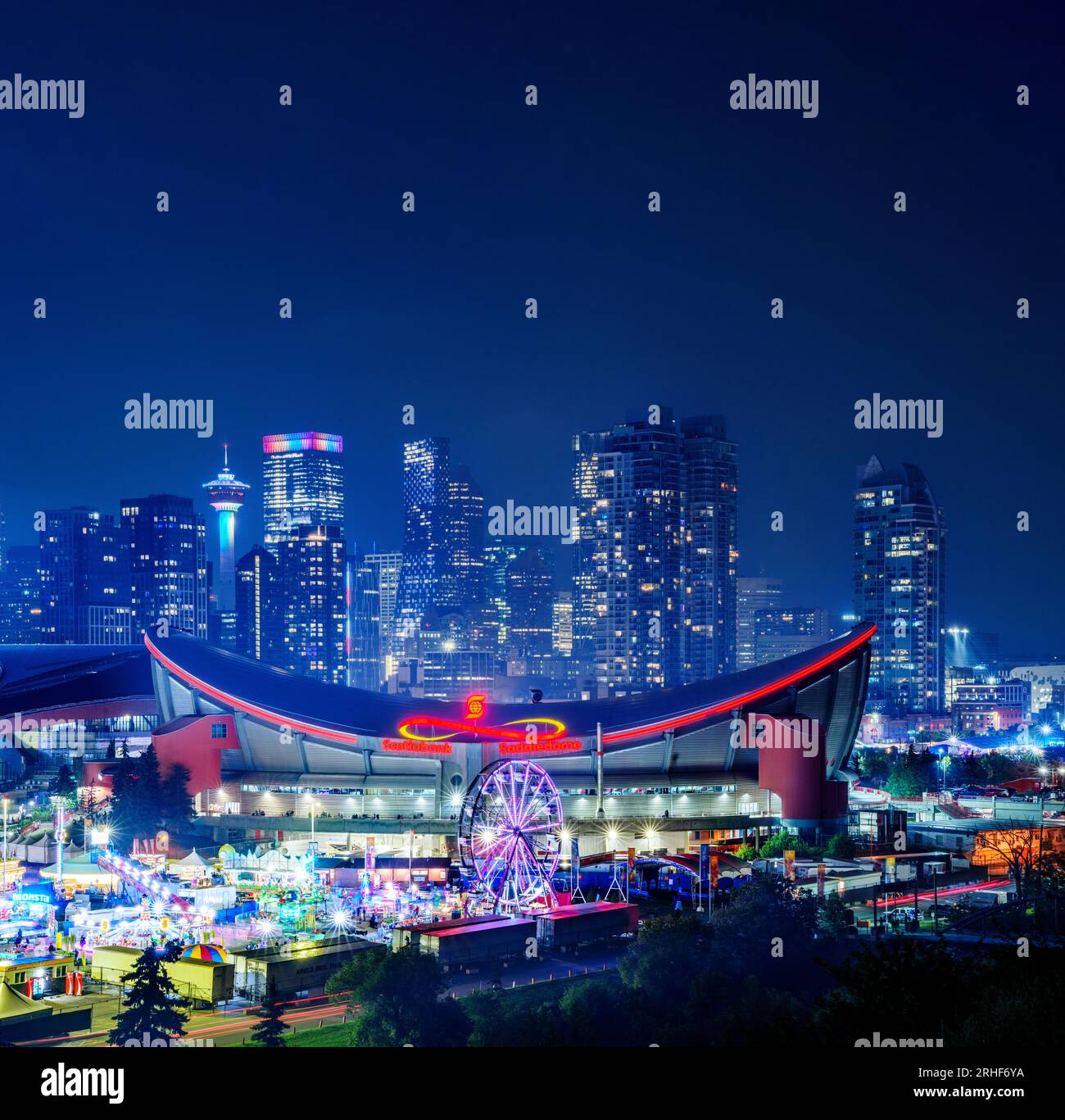 Downtown calgary mountain hi-res stock photography and images - Alamy