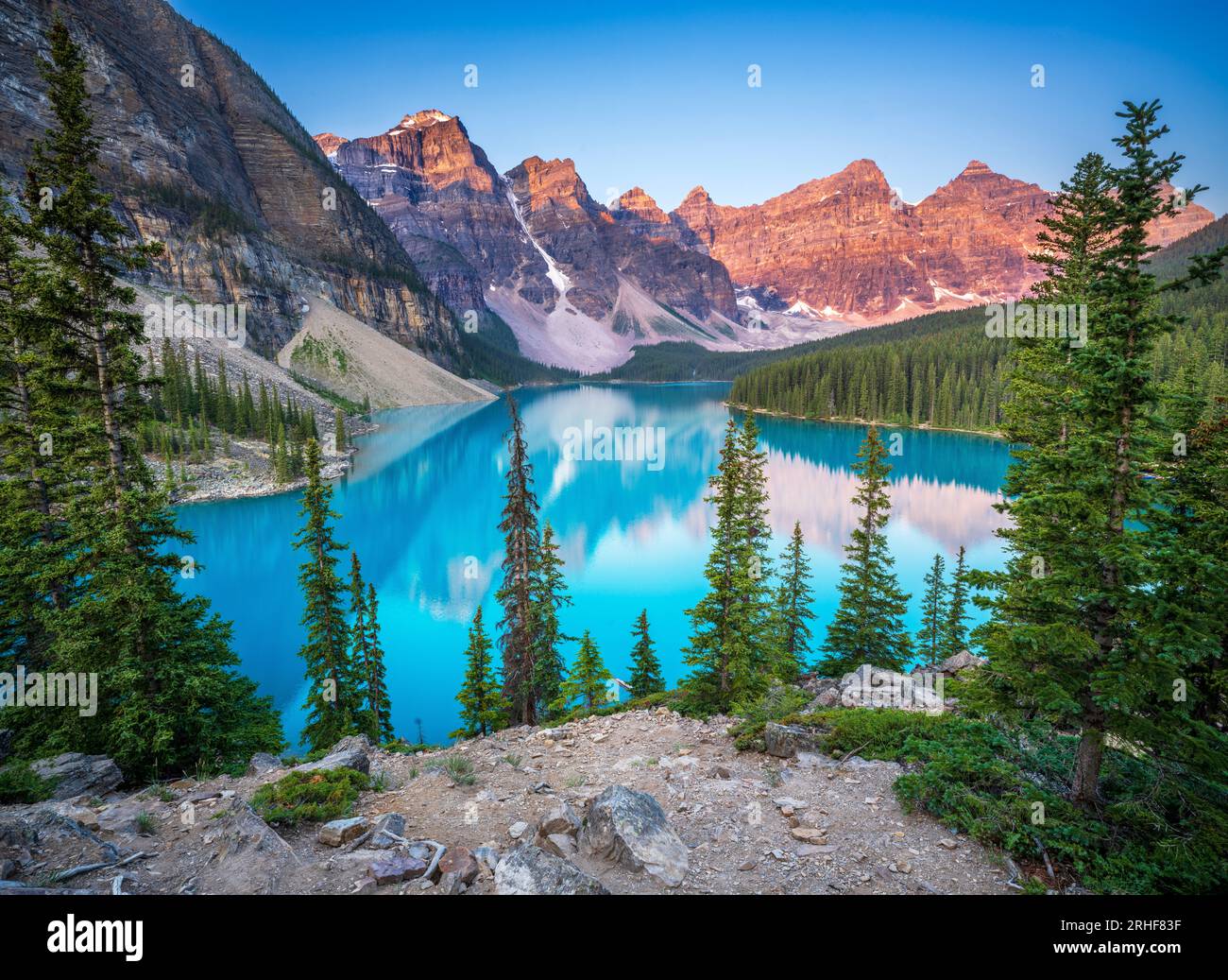 Alpenglow,Moraine Lake during summer in Banff National Park, Canadian ...