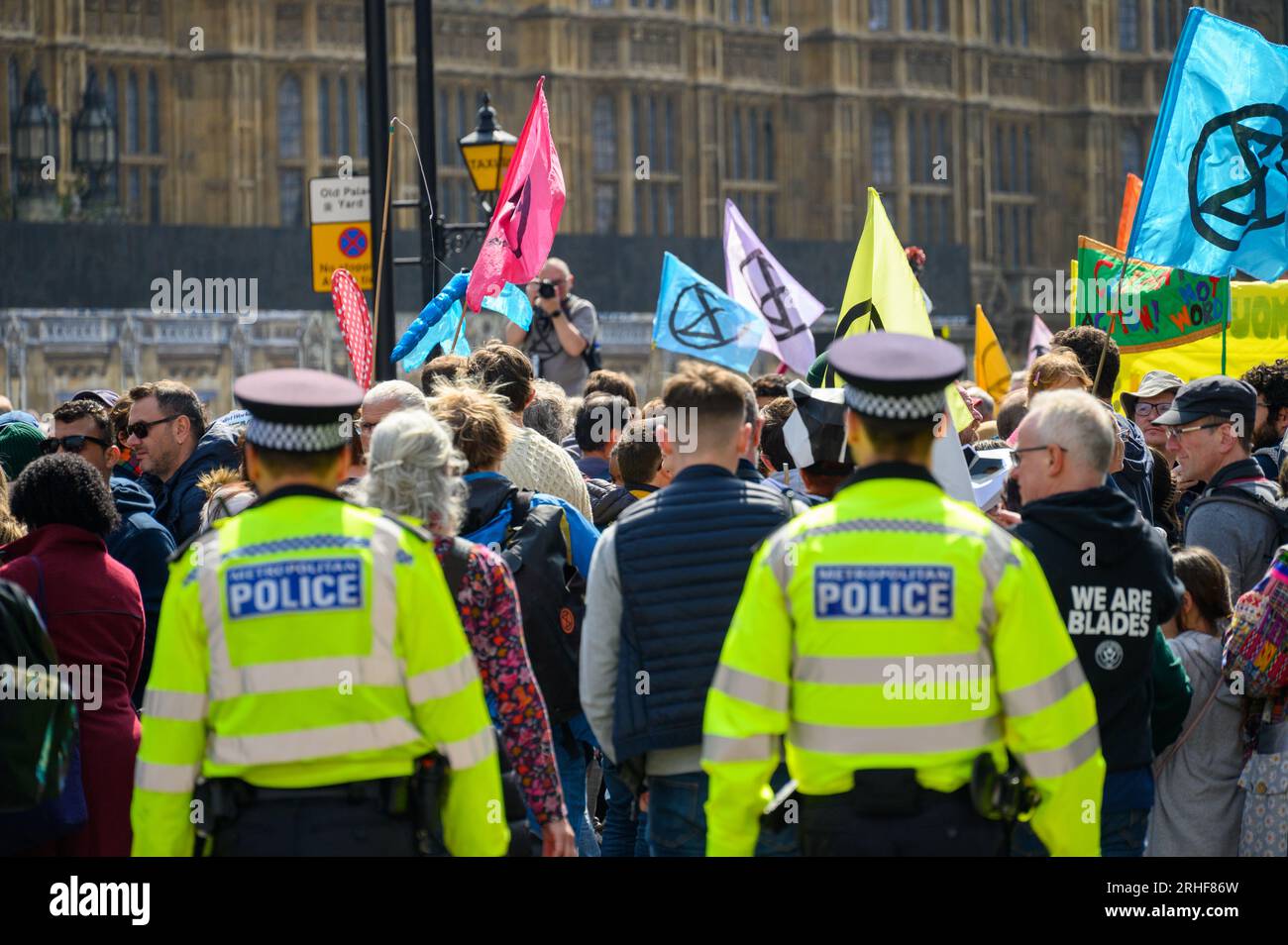 LONDON - April 22, 2023: Metropolitan Police officers monitor ...