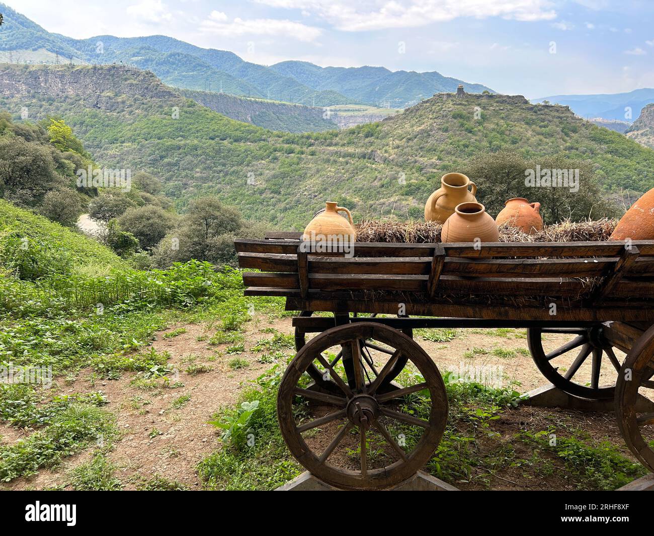 Zarni-Parni is a cave–fortress complex in the Lori region, Armenia ...