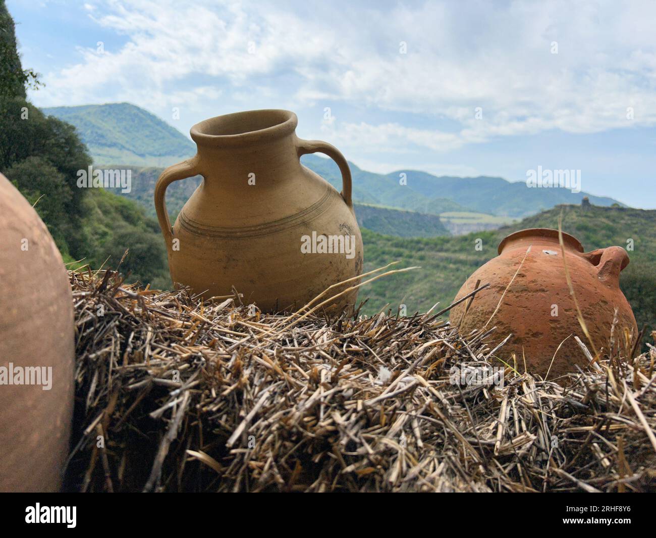 Zarni-Parni is a cave–fortress complex in the Lori region, Armenia ...