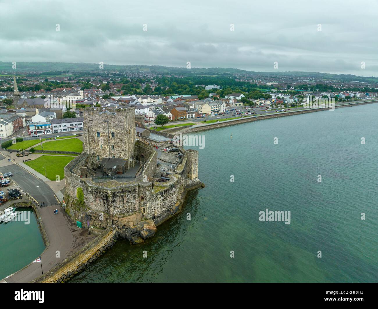 Siege of carrickfergus castle hi-res stock photography and images - Alamy