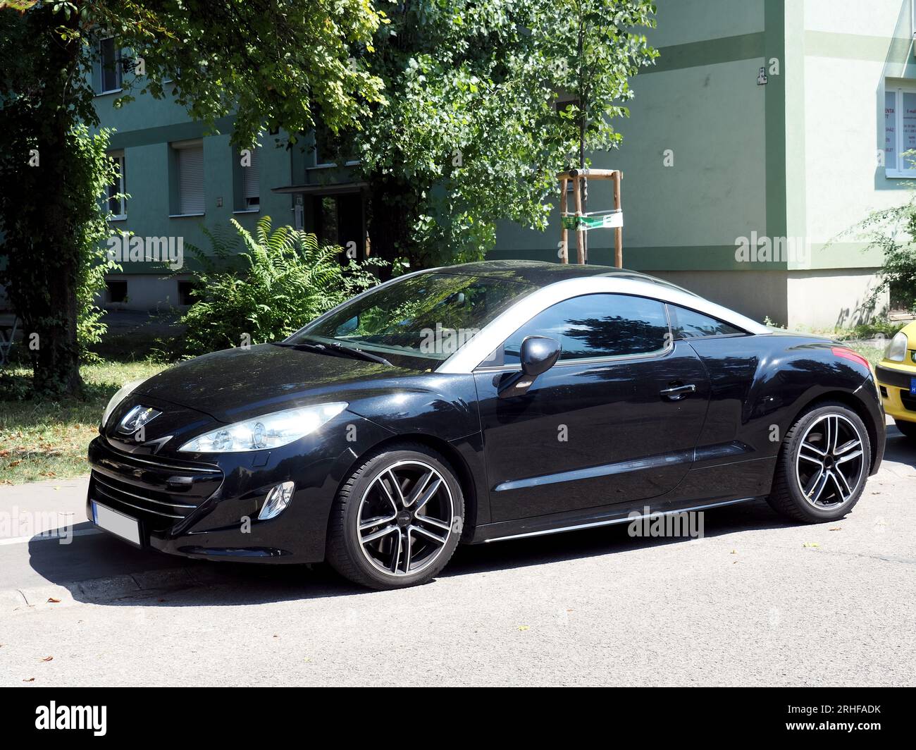 Peugeot 308 hi-res stock photography and images - Alamy