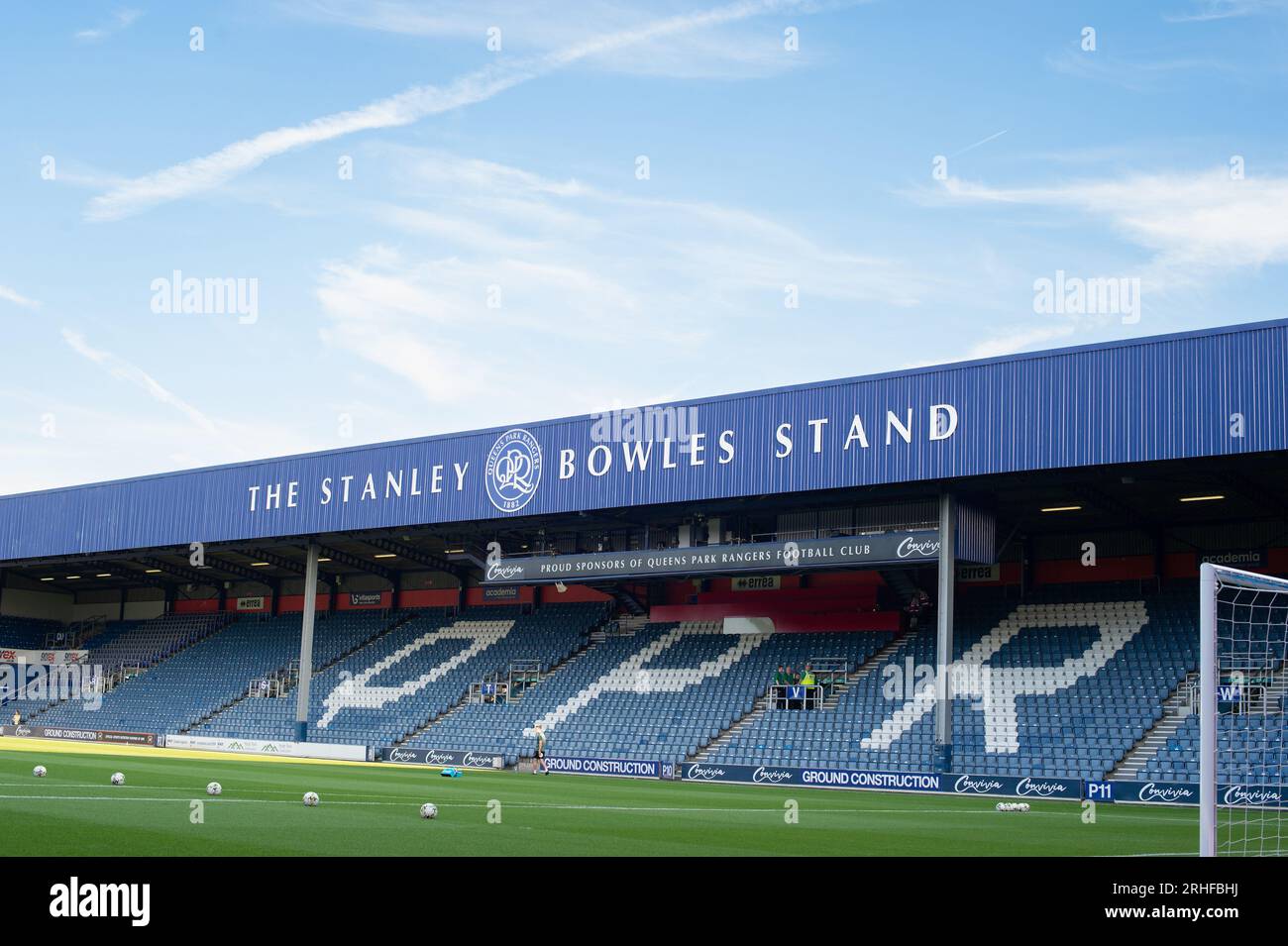 Loftus road stand hi-res stock photography and images - Alamy