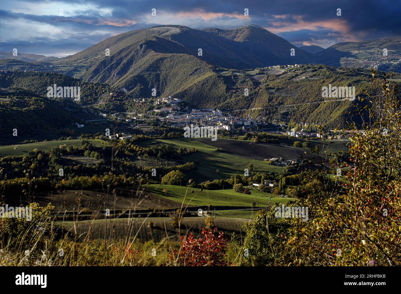 Italy Umbria Valnerina View of Cascia and landscape Stock Photo - Alamy