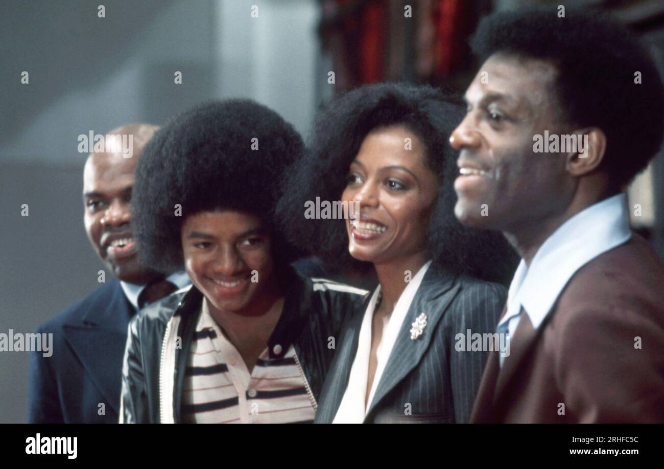 The cast members of the 1978 movie "The Wiz", Ted Ross, Michael Jackson, Diana Ross, and Nipsey ...