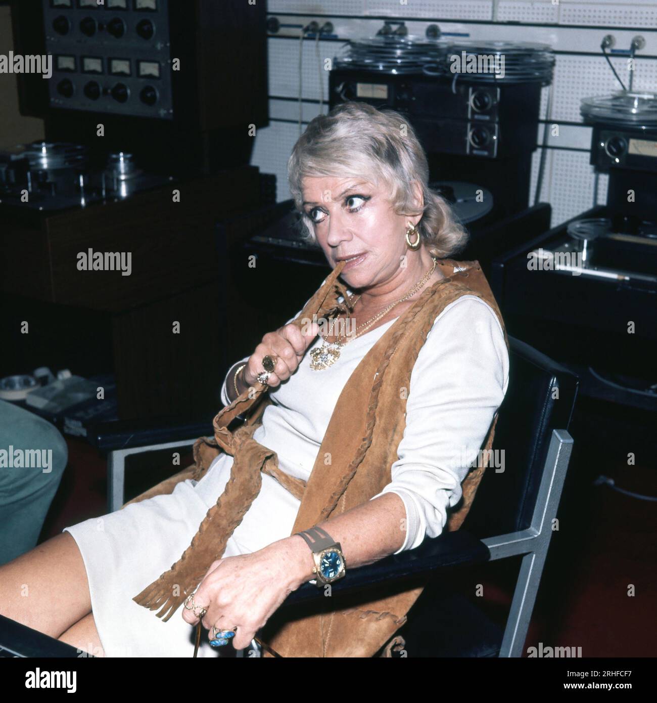 Welsh singer Dorothy Squires, London, 1971. Photo: Oscar Abolafia ...