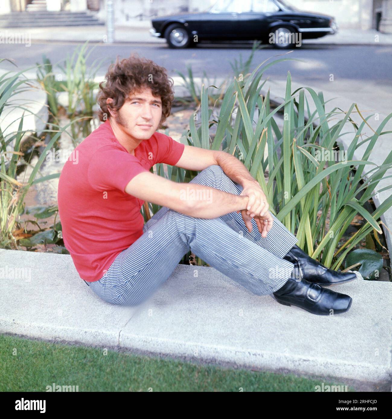 Mac Davis, American singer, songwriter and actor, known for his hit ...