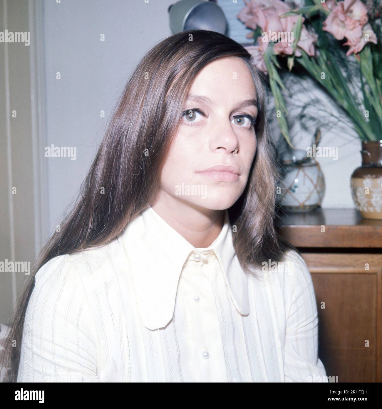 British actress Lynn Dearth, England, 1970. Photo: Oscar Abolafia ...