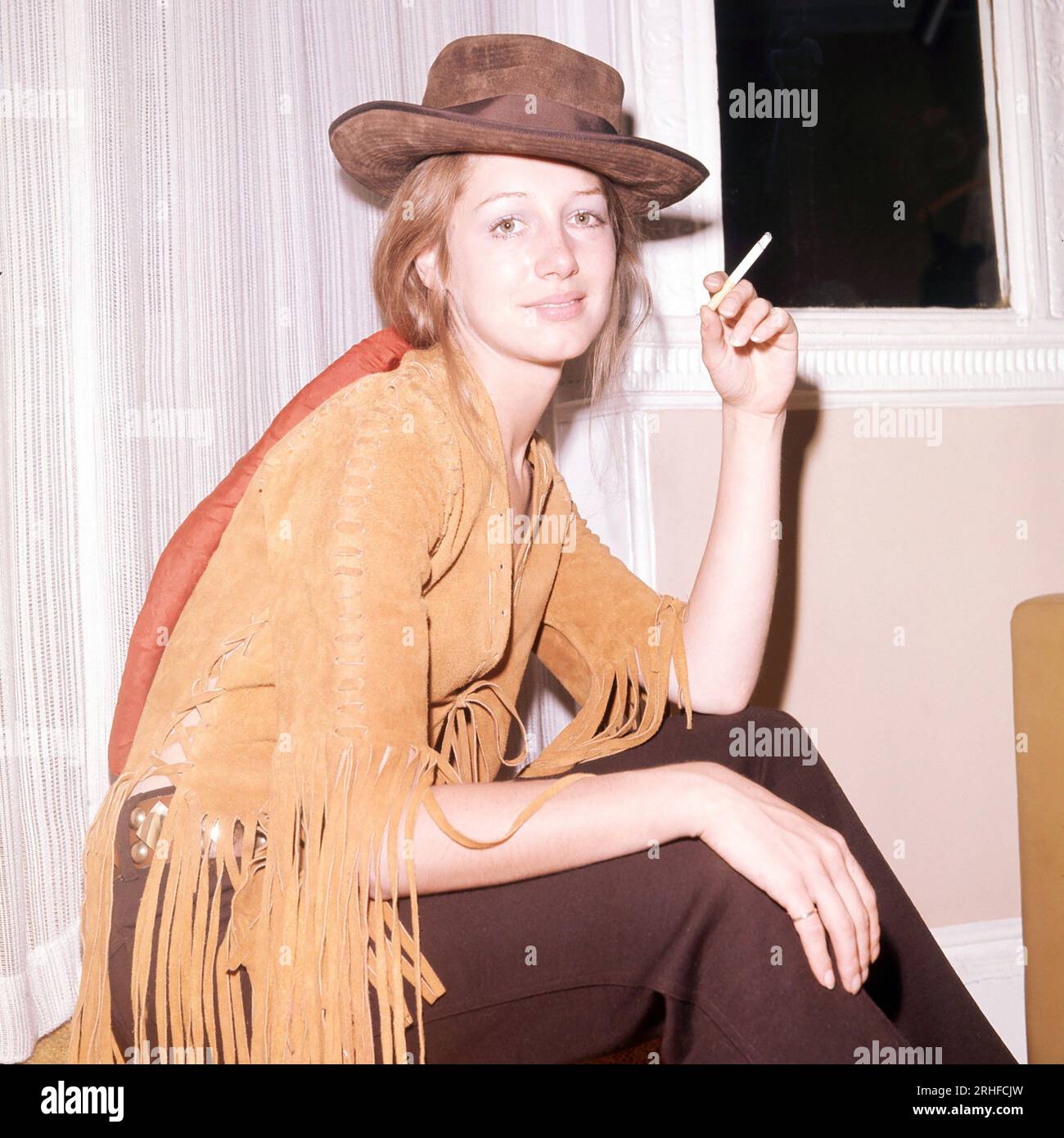 British actress Louisa Martin, England, 1970. Photo: Oscar Abolafia ...
