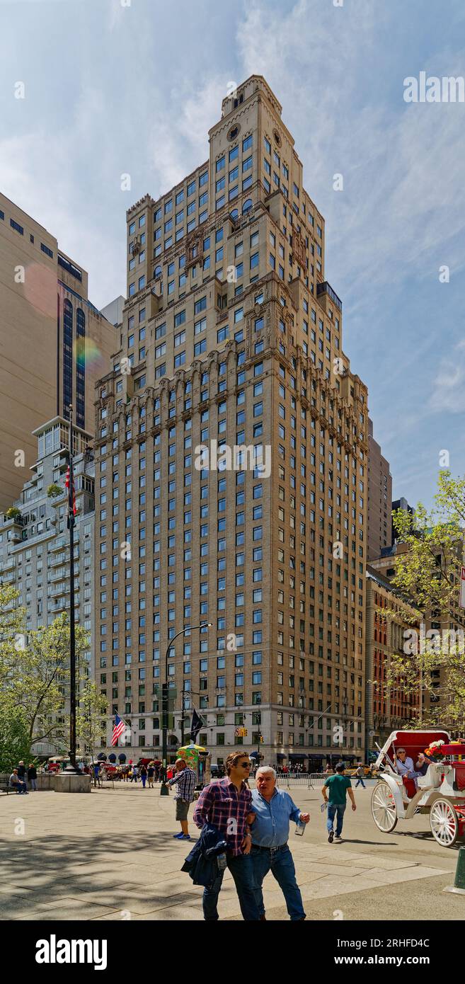 Emery Roth-designed St. Moritz Hotel (1930), at 50 Central Park South ...