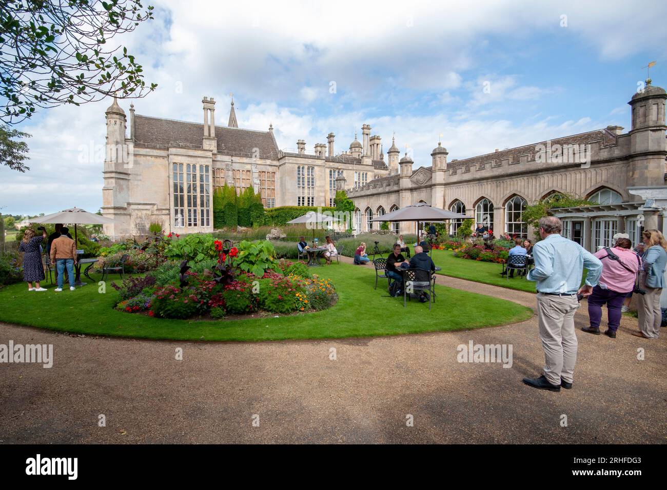 Stamford, UK. 16th Aug, 2023. Interviews taking place in the Rose ...