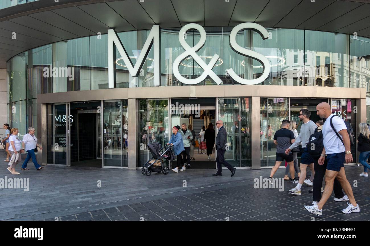 Entrance to liverpool one hi-res stock photography and images - Alamy