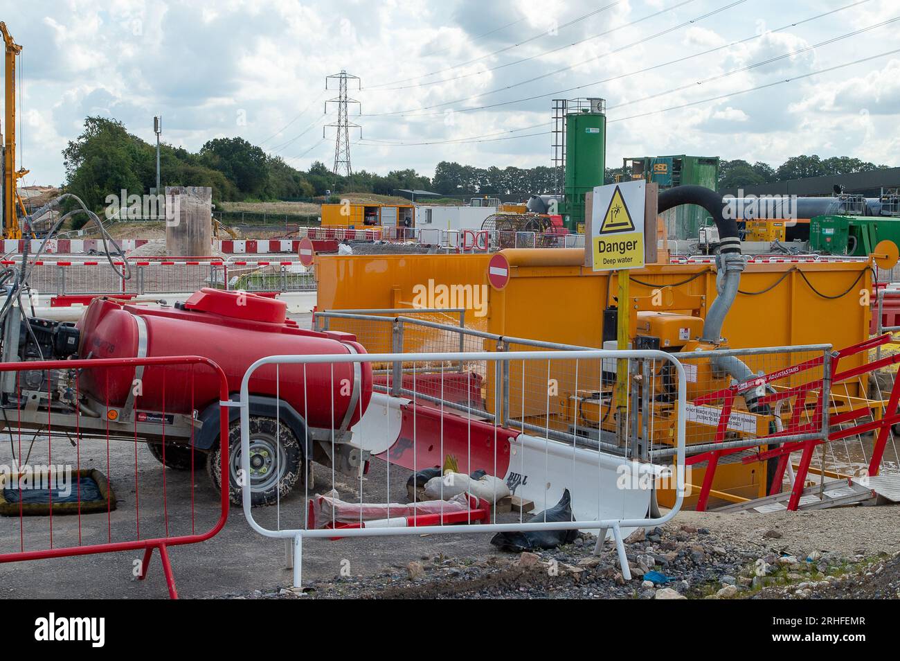 Wendover, Buckinghamshire, UK. 16th August, 2023. HS2 construction work ...