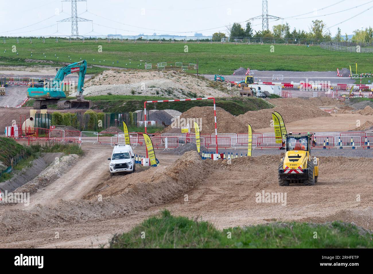 Wendover, Buckinghamshire, UK. 16th August, 2023. HS2 construction work ...