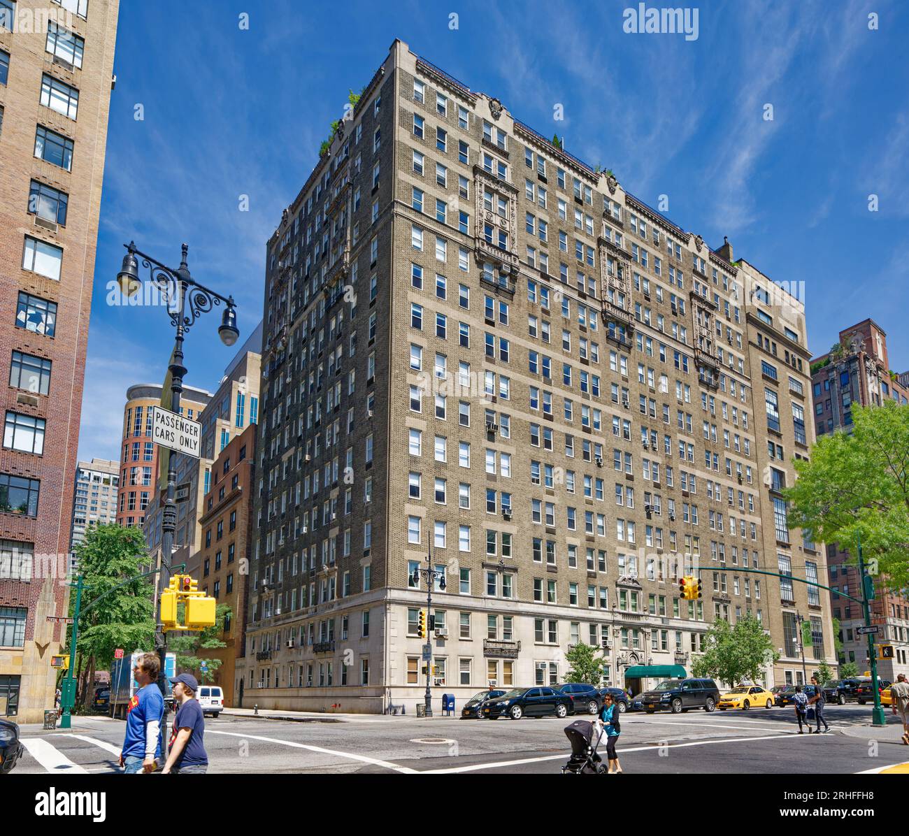 One cpw hi-res stock photography and images - Alamy