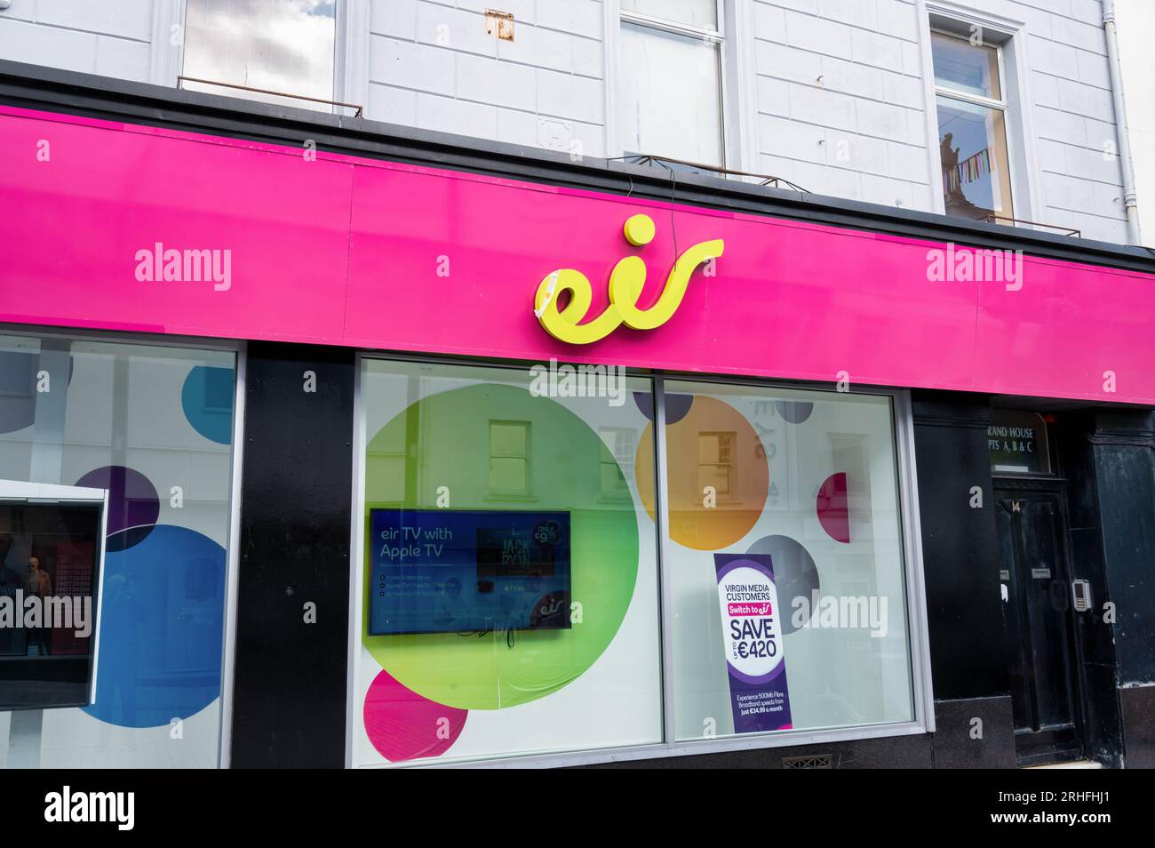 Eir broadband hi-res stock photography and images - Alamy