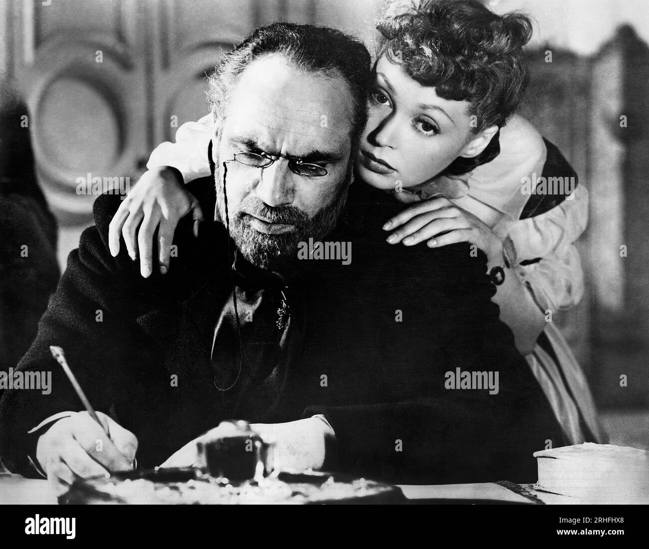 Frederick Valk, Lili Palmer, on-set of the British Film, "Thunder Rock ...