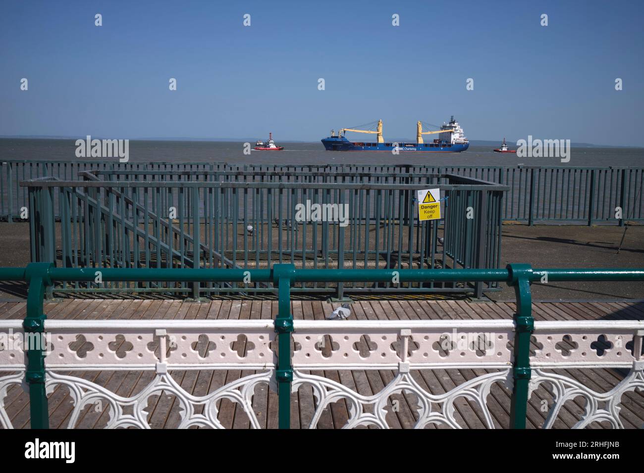 BBC Chartering Container Ship passing Penarth pier on the way to ...