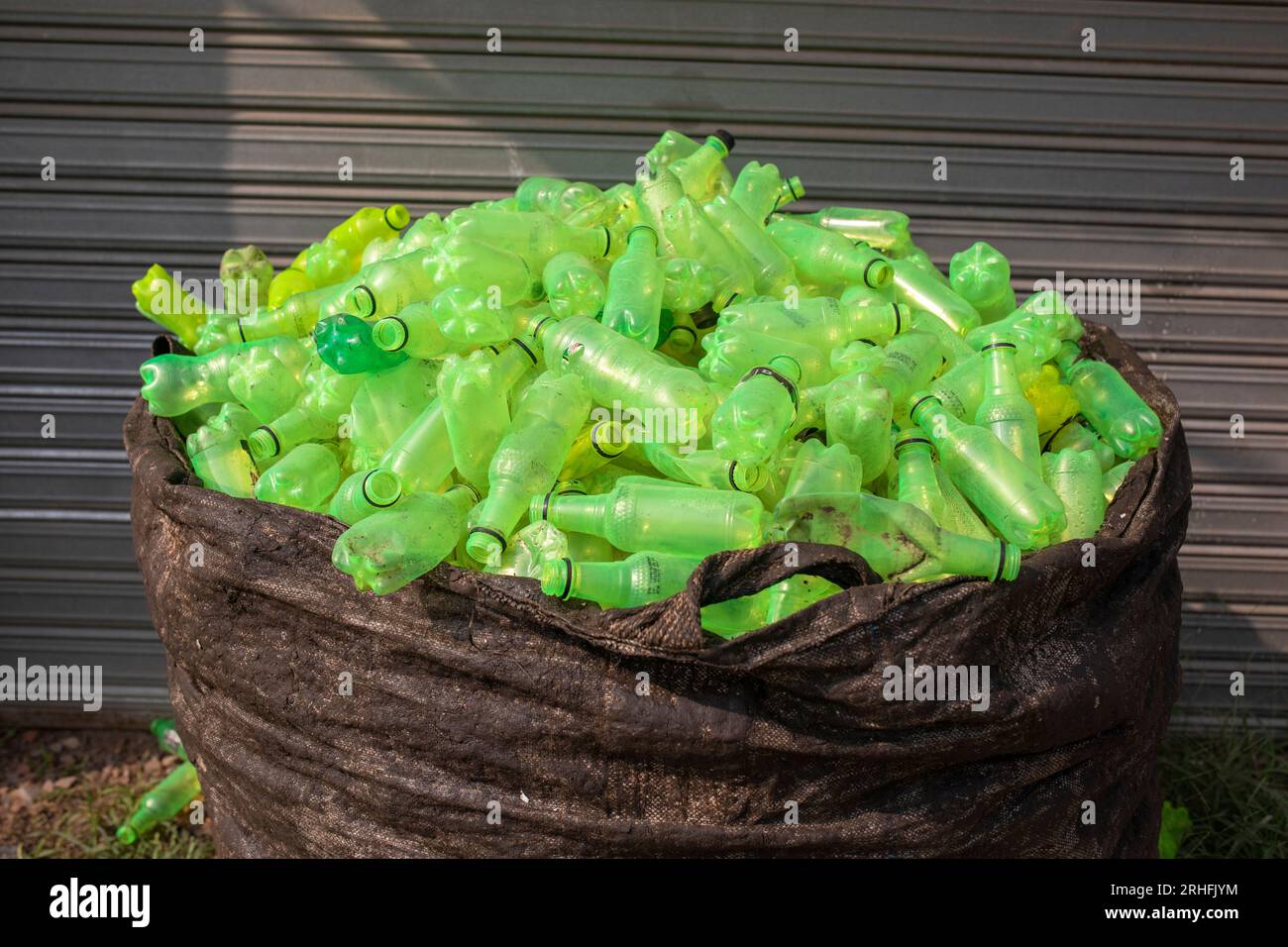 Different Types Of Plastic Bottles at Ella Ma blog